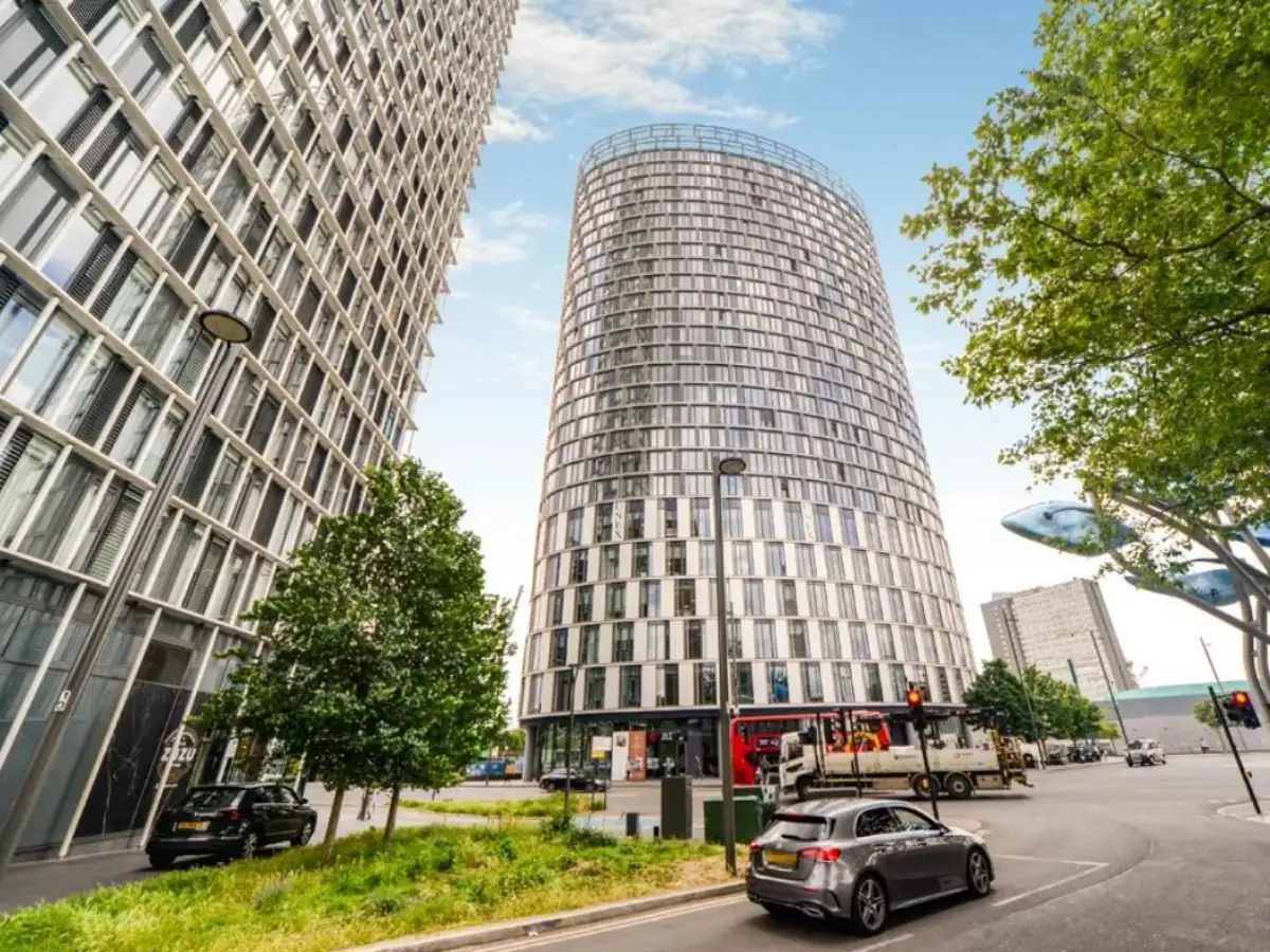 Unex Tower (Stratford Plaza) - Ernest-Brooks International | Estate ...